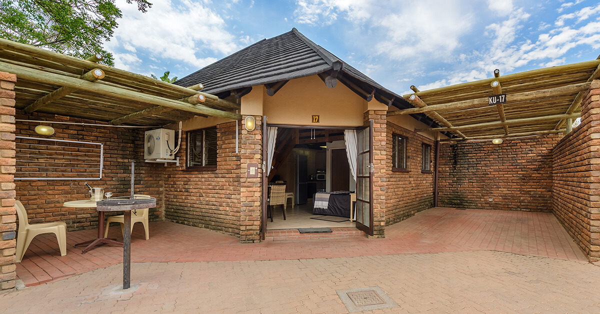 Studio Apartment with Patio | Dikhololo | Brits, North West